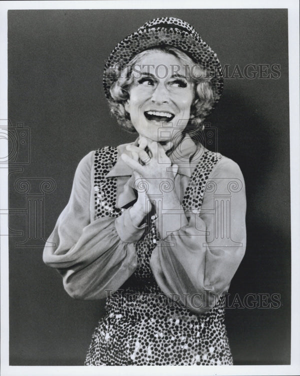 1971 TV special, "One Upon A Tour" with Dora Hall - Historic Images