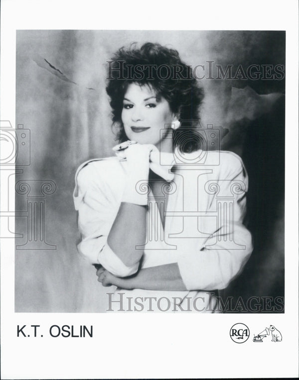Press Photo K.T Oslin American country music singer and songwriter ...
