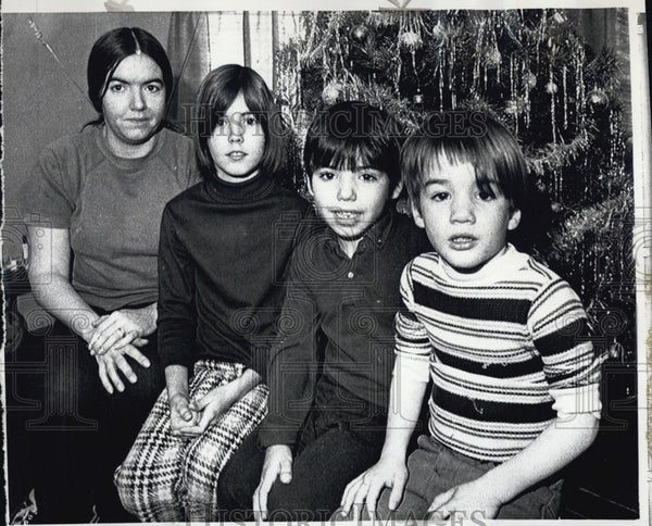 1970 Press Photo Mrs Barbara Whitney Cut From Welfare - RSG93537 ...