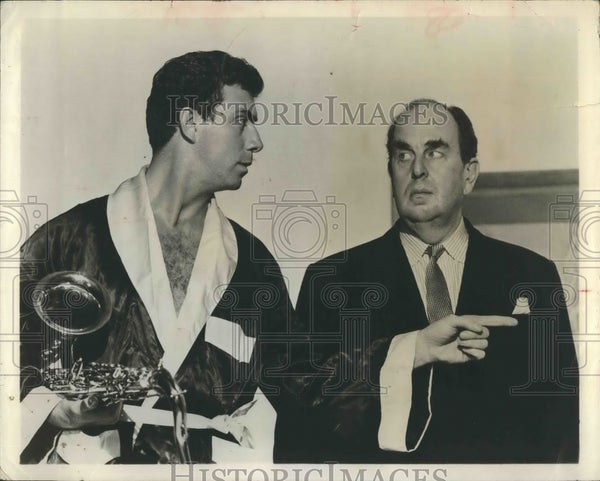 1965 Robert Morley English actor. - Historic Images