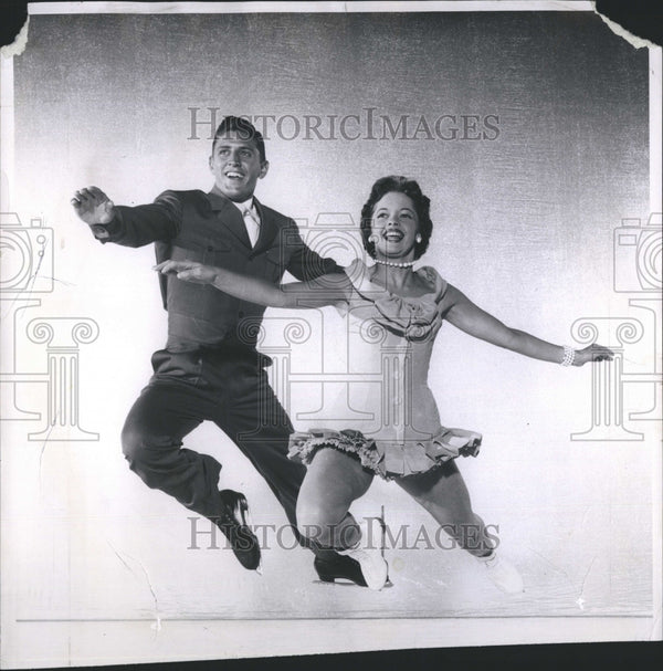 1960 Figure Skaters Richard Dwyer & Lesley Goodwin "Ice Follies ...