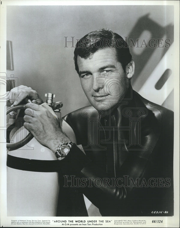1966 Around The World Under The Sea Brian Kelly Actor - Historic Images