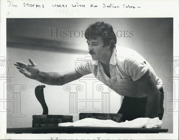 1980 Snake Handler Jim Storms Cobra - Historic Images