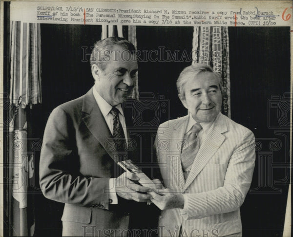 1974 Pres. Nixon receive a copy of book from Rabbi Baruch. - Historic ...