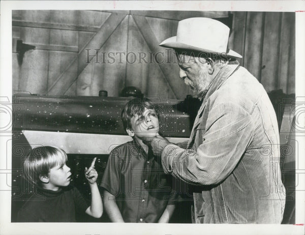 1968 Denver Pyle inspect Philip brown black eye - RSJ14275 - Historic ...