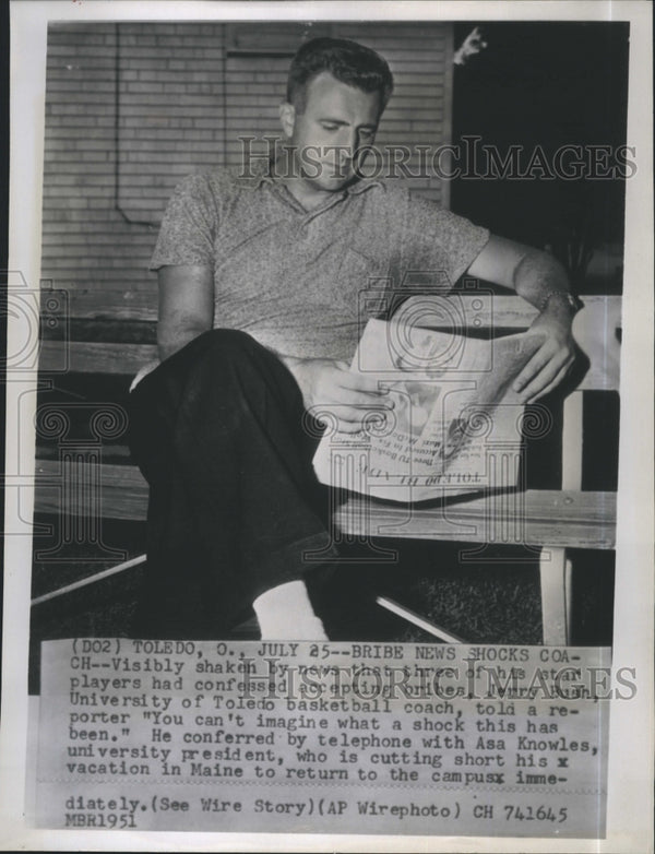 1951 Press Photo Jerry Bush University of Toledo basketball coach ...