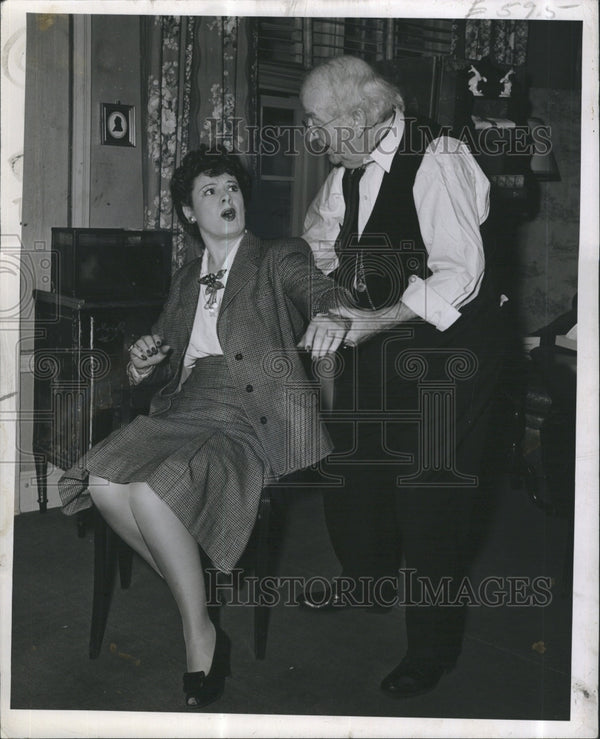 1944 Press Photo Charles Burrows and Margaret Irving in "S Is A Family ...