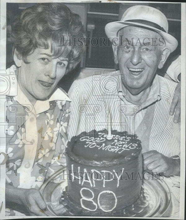 1969 Press Photo Radio Commentator Gabriel Heatter 80th Birthday Cake ...