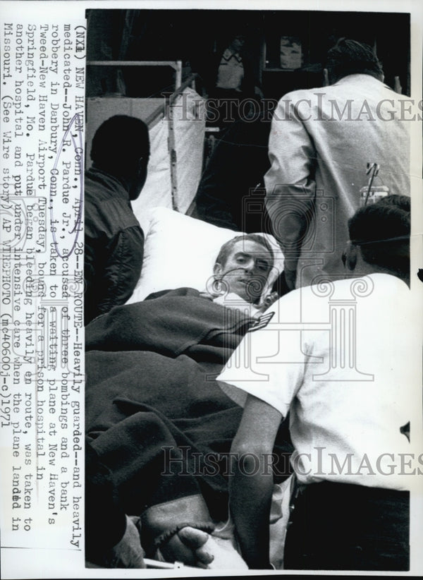 1971 Press Photo John Pardue, Jr. On Way To Prison Hospital - Historic ...