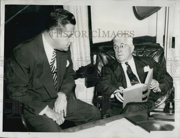 1954 Press Photo Attorney Herbert F.Callahan With Father Reading Law P ...