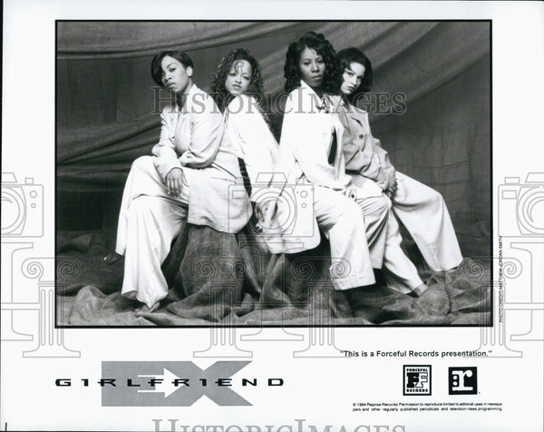 Press Photo Band Members of "Girlfriend" - Historic Images