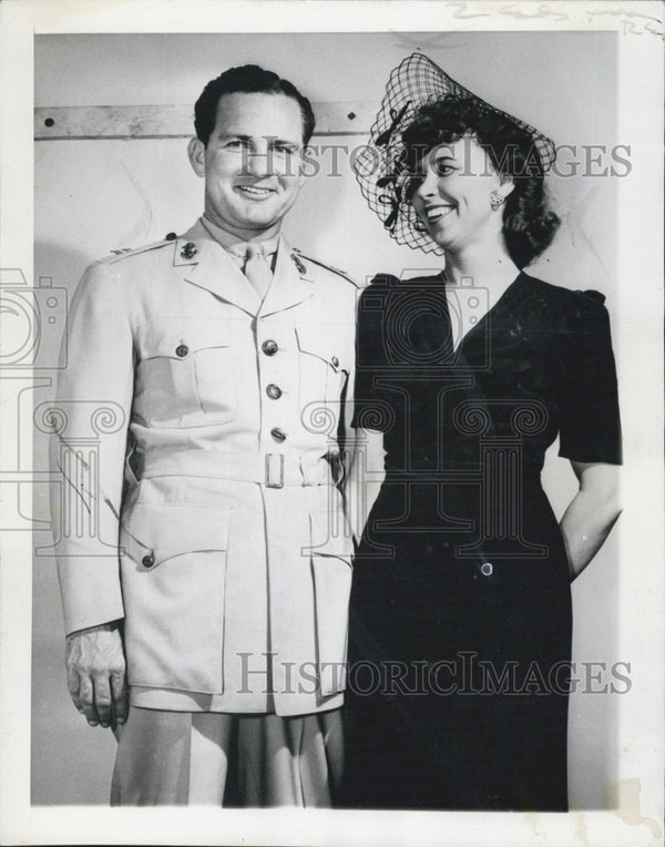 Irra Petina Mezzo-Soprano Marries Marine Lt F.R. Bussey of Texa 1944 ...