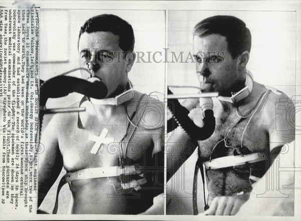 Cosmonauts Vladislav Volkov Lt. Col. Georgiy Dobrovolsky died 1971 ...