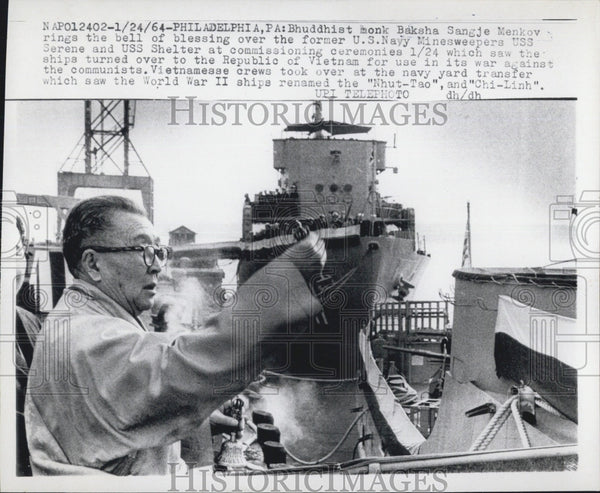 Buddhist Monk Baksha Sangje Menkov Bell Blessing USS Serene 1964 ...