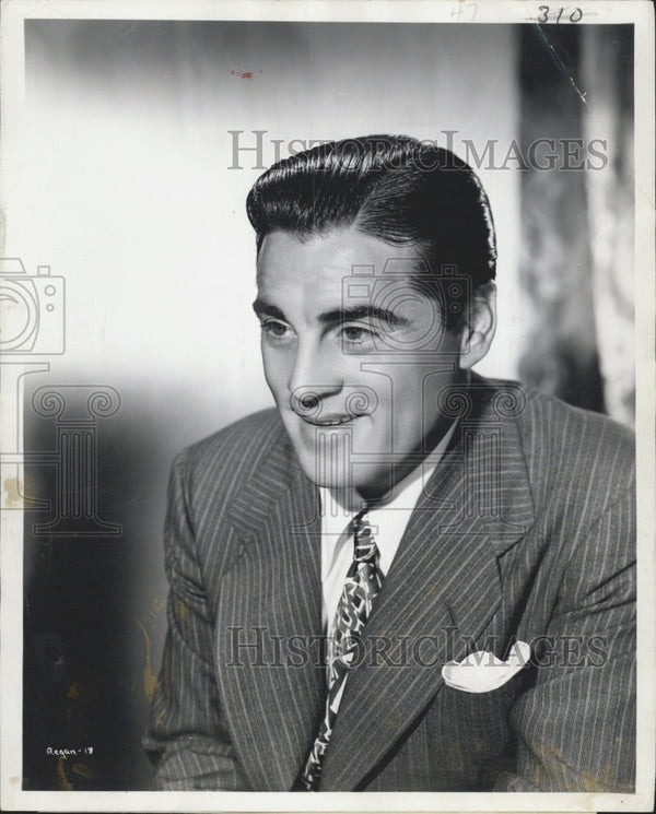 Singer Phil Regan 1945 Vintage Press Photo Print - Historic Images