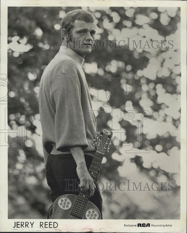 Jerry Reed on RCA records 1970 Vintage Press Photo Print - Historic Images