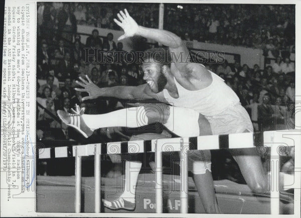 Rodney Milburn Olympic Champion AAu National Indoor Track 1973 Vintage ...