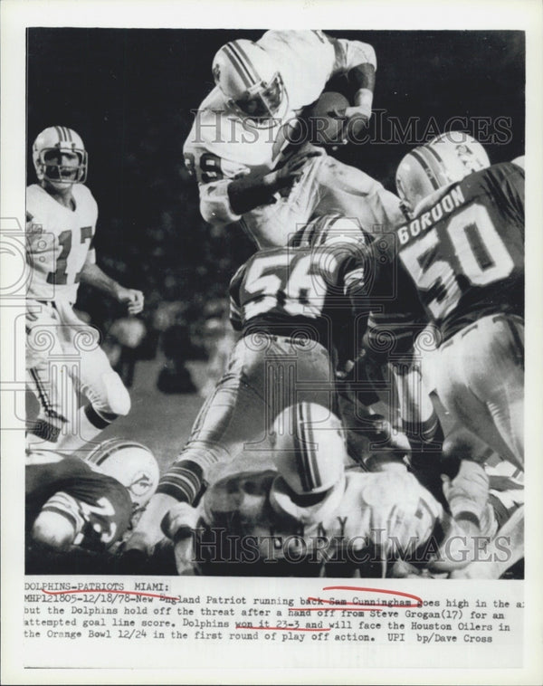 New England Patriot running back Sam Cunningham 1978 Vintage Press ...