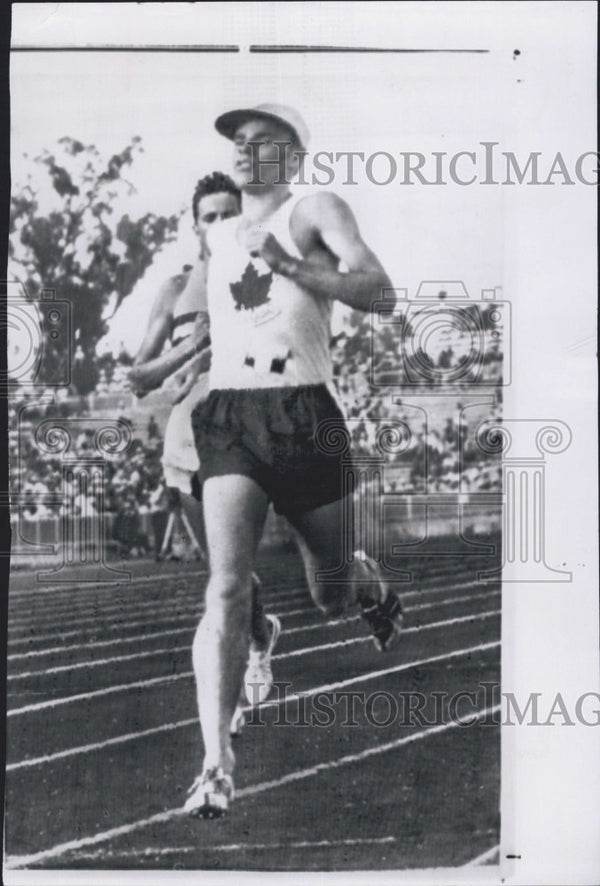 Canada's Bruce Kidd at the British Empire Games 1962 Vintage Press ...