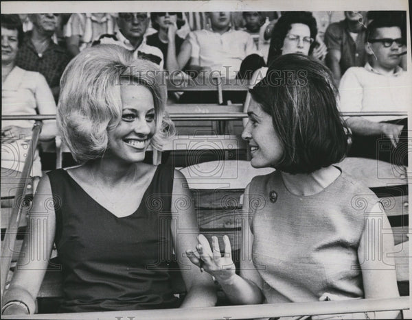 "Janie" Carroll Girl Friend of Tony Conigliaro Player 1965 Vintage ...