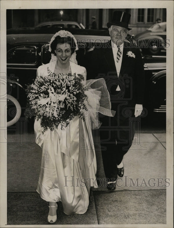 Bride Peggy Stowell Cullen Father E. Fred Cullen Wedding Day 1943 ...