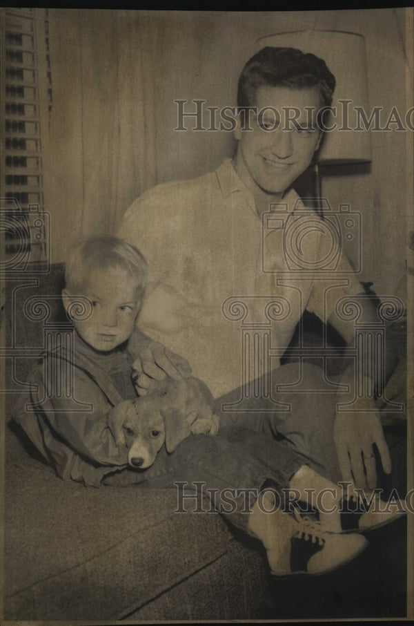 Arlan Greve Saved Dean Zerbe From Strangling on Fence 1967 Vintage ...