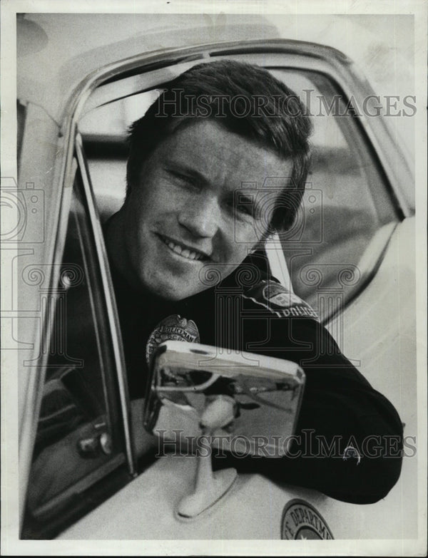 Actor Bruce Fairbairn of "The Rookies" 1975 Vintage Press Photo Print ...