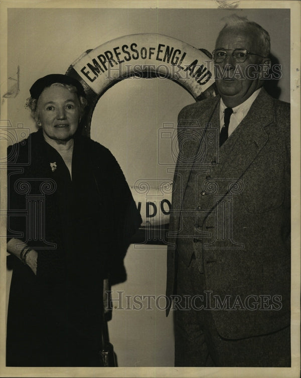 Mr.and Mrs.R.T. Morey passenger of Canadian Pacific Liner. 1958 Vintage ...