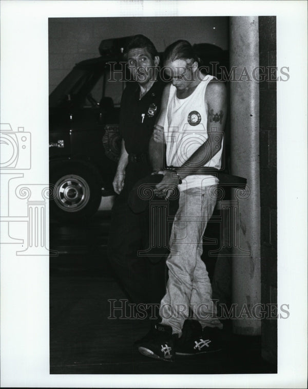 Kenneth Testa under arrest in Somerville Mass 1993 Vintage Press Photo ...