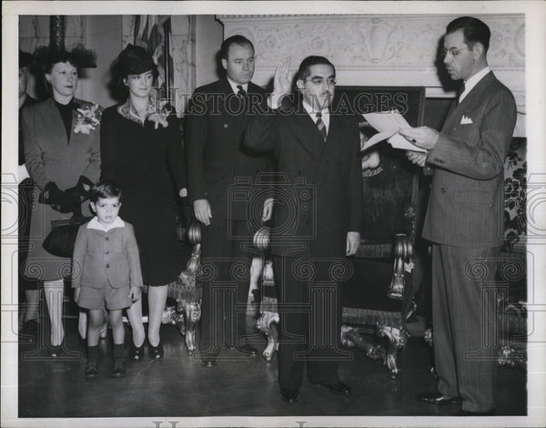 John O.pastore sworn as Gov.of Rhode Island to Sec.Armand Cote. 1945 ...