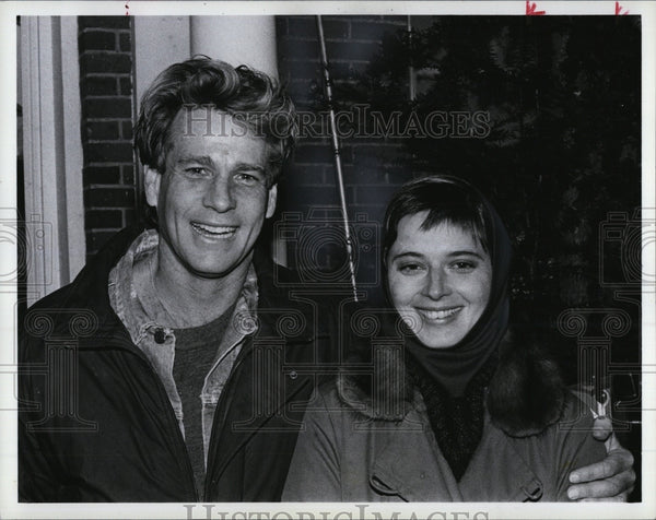 1986 Ryan O'Neal, Isabella Rossellini - RSM00475 - Historic Images