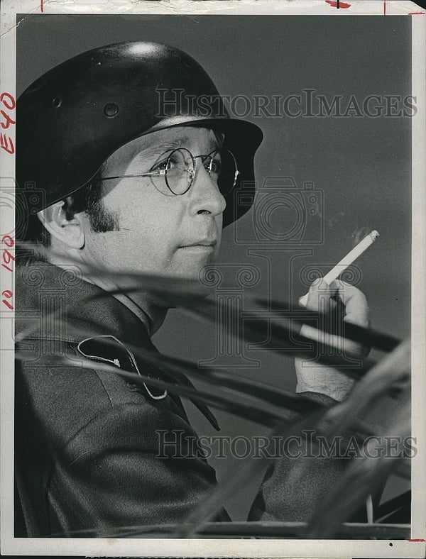 1969 Press Photo "Rowan & Martin's Laugh In" starring Arte Johnson ...