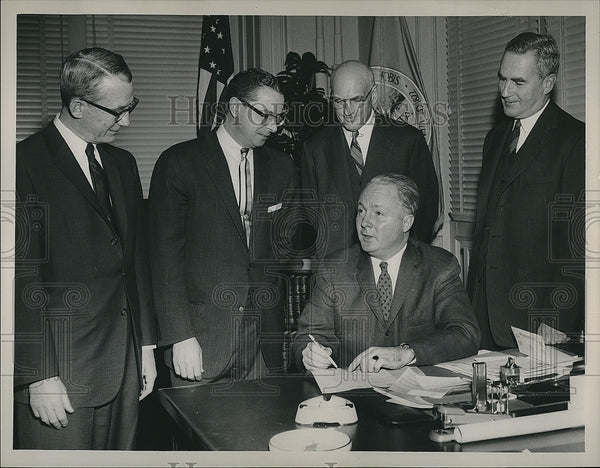 1961 Press Photo T F O'Brien, D DiMaggio, P. Eiseman, A H Parker Jr, J ...