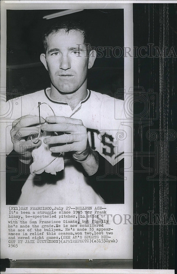 1965 Press Photo Frank Linzy Pitcher For San Francisco Giants ...