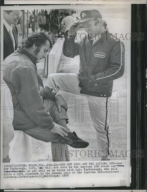 1972 Press Photo Auto Racers Lee Roy Yarnrough & Cale Yarbrough ...