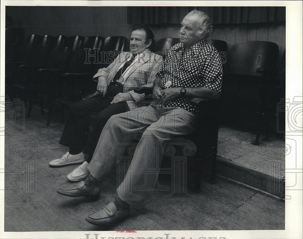 1986 Press Photo Odd Fellows Meeting Members Arron Jaffe Sam Mayoft Li ...