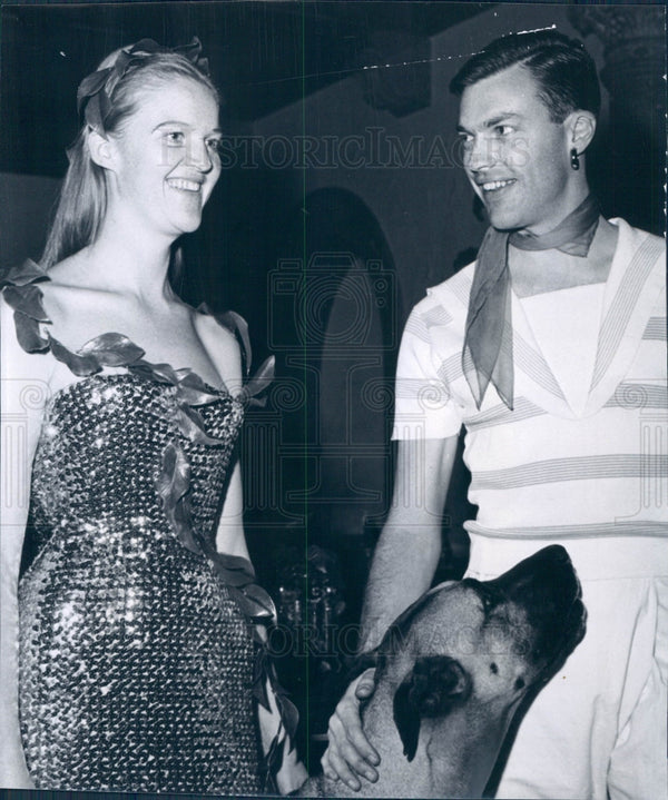 1959 Charles Fifield II & Wife Press Photo - Historic Images