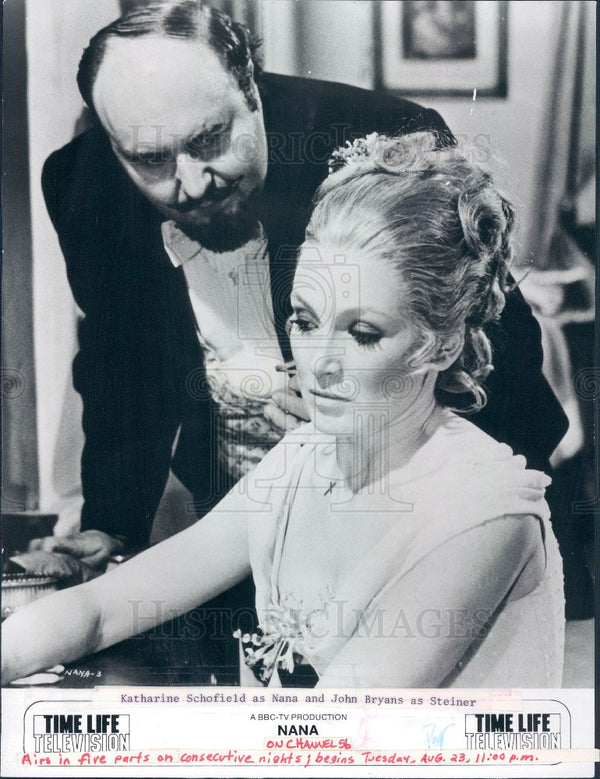 1977 Actors Katharine Schofield & John Bryans Photo - Historic Images