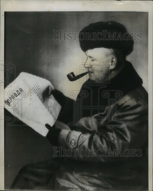 1946, AP Correspondent Eddy Gilmore Reads About Stalin in "Pravda ...