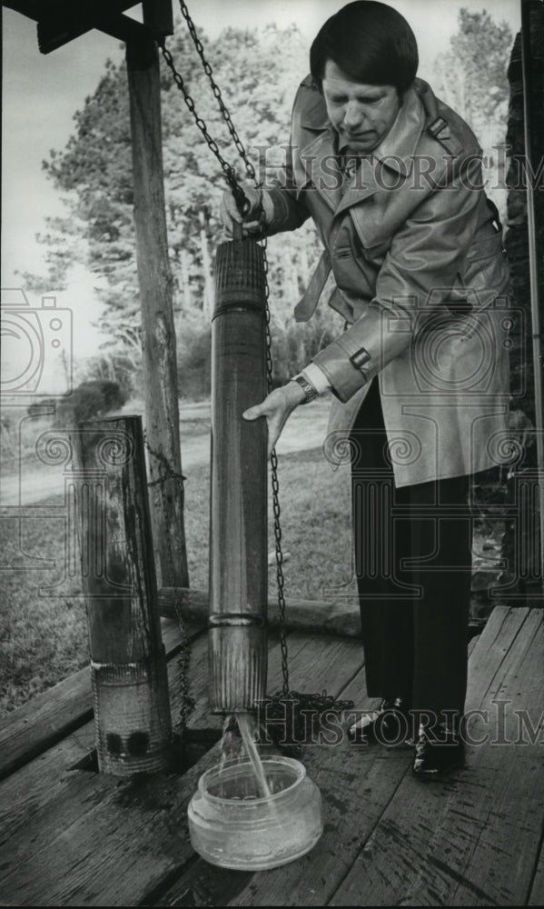 1977, Jerry Rouse draws water from a well, North Jefferson County, AL ...