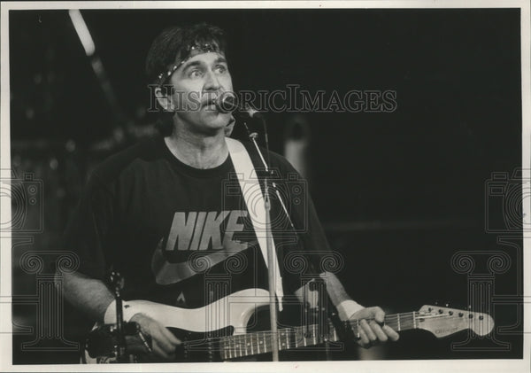 1989, Singer Craig Fuller and Little Feat in Concert in Alabama ...