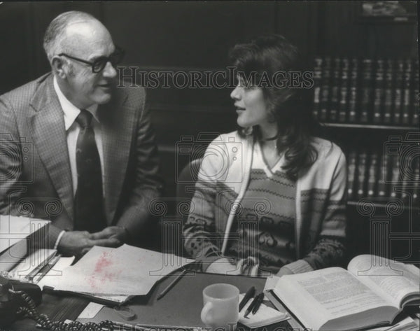 1978 Shelby District Attorney Patty Smith with worker Harold Walden ...