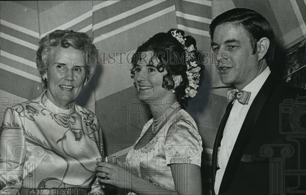 1971, Mr. and Mrs. Edward Weeks with Mrs. Preston Haskell, Alabama ...