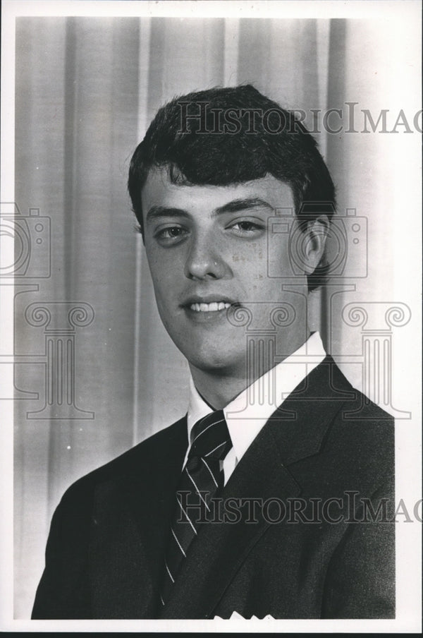 1989, Clay Phillips, News Carrier, wins trip to Ireland, Vestavia ...