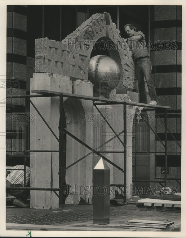 1989 Birmingham, Alabama Building Amsouth Harbert Plaza, Clyde Lynds ...