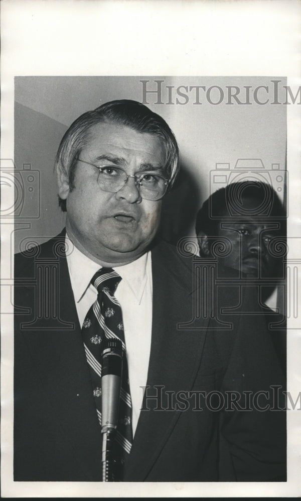 1974 Chriss Doss, Politician - Historic Images