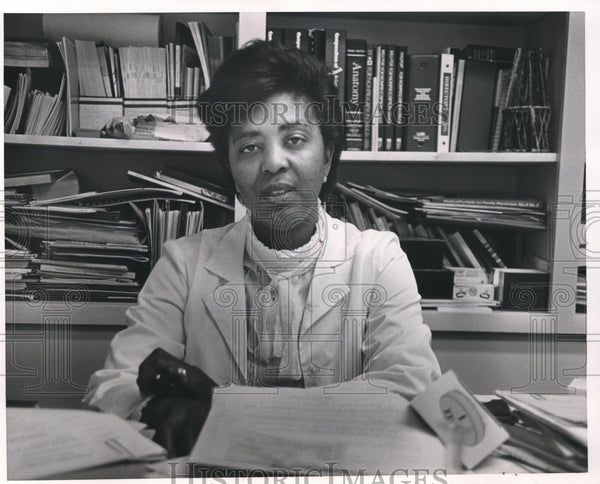 1985, Dr. Sandra Hullett - abna32701 - Historic Images