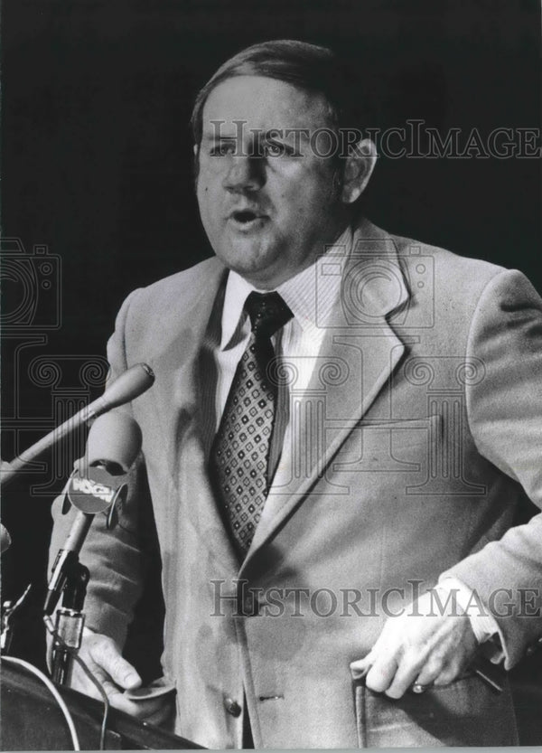 1979, Alabama Governor Fob James at Alabama Education Association ...