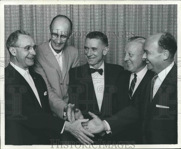 1966 Press Photo Birmingham News' John Bloomer shakes hands with other ...
