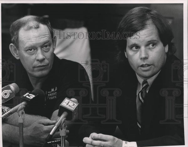 1989 Press Photo Doug Jones, Tom Posey, press conference, Samford Univ ...